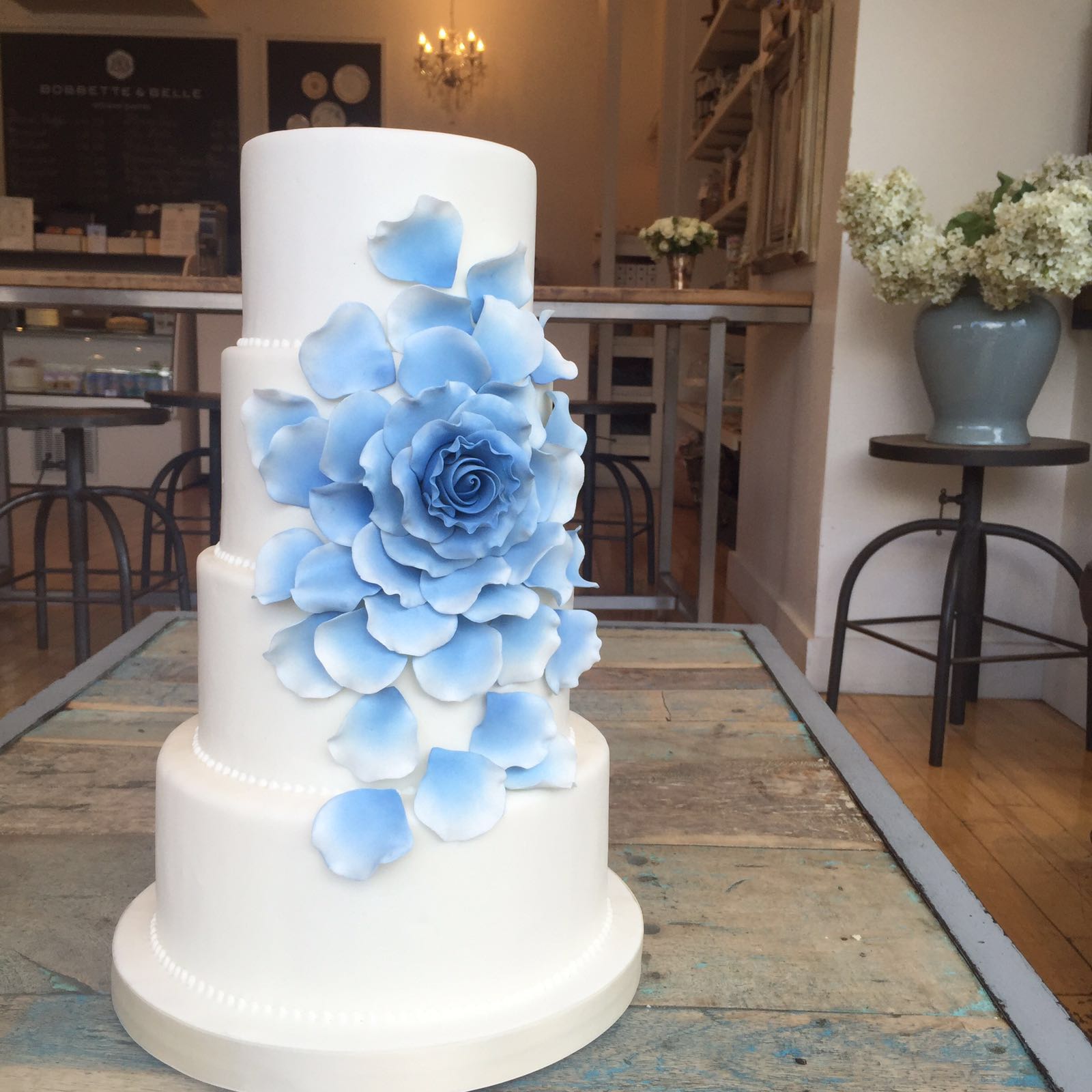 The Rose Cake - Bobbette & Belle