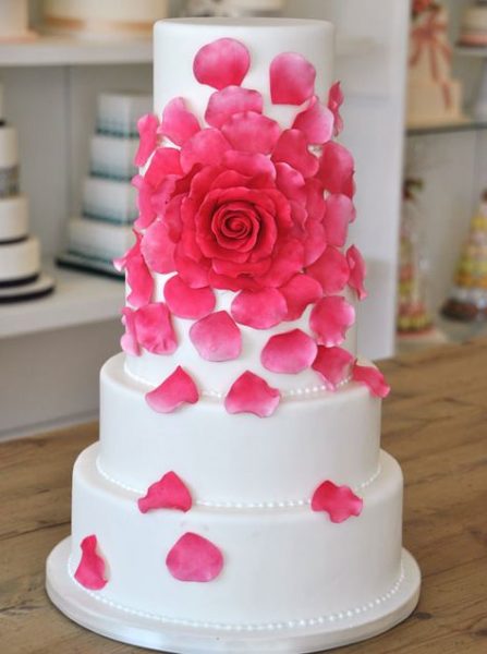 The Rose Cake - Bobbette & Belle