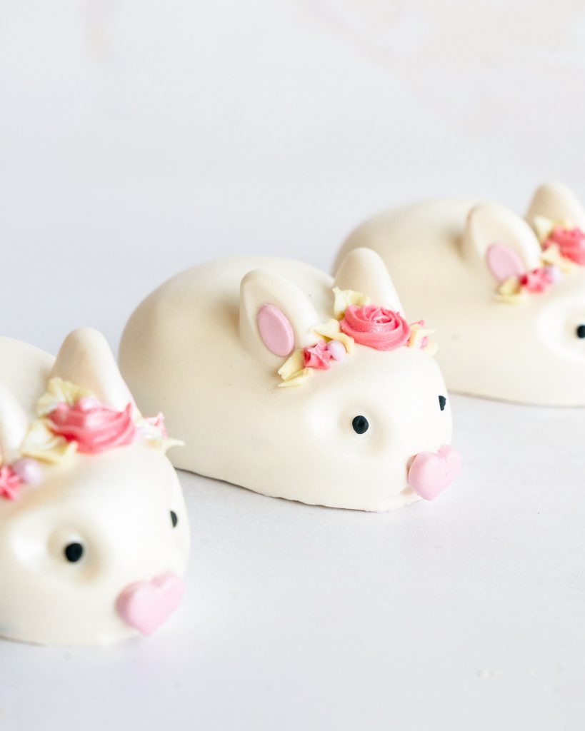 Easter Bunny Cake Truffle - Bobbette & Belle